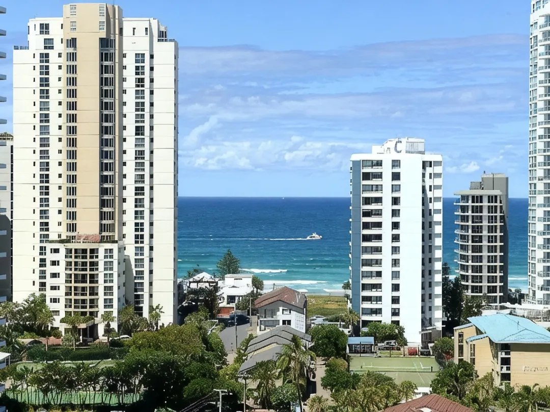 The Meriton On Main Beach - Surfers Paradise
