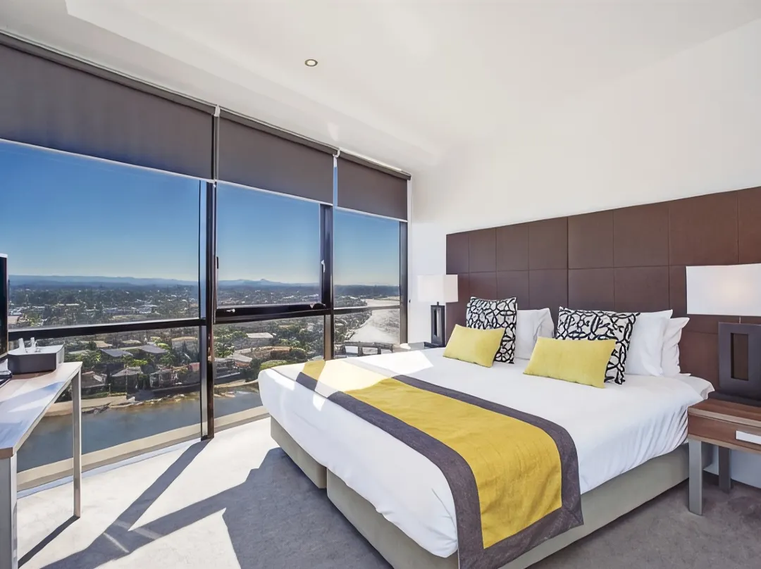 Circle On Cavill Surfers Paradise Apartments-holiday Paradise - Surfers Paradise