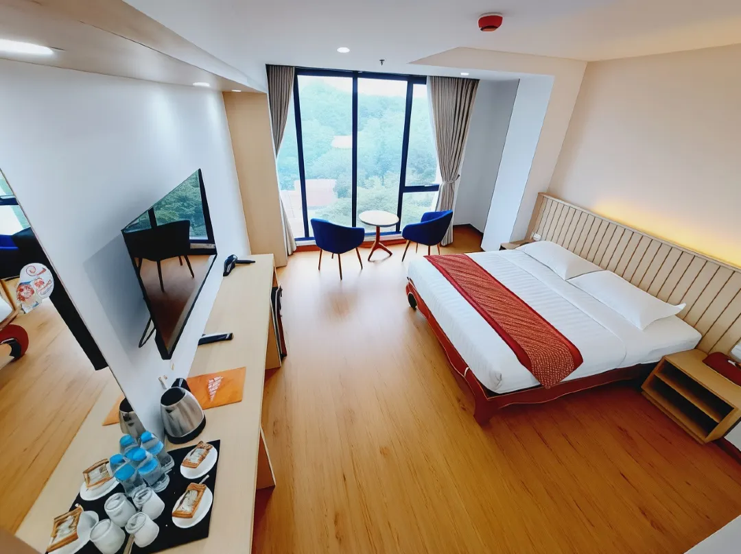 Hotel Grand Vista - 양곤