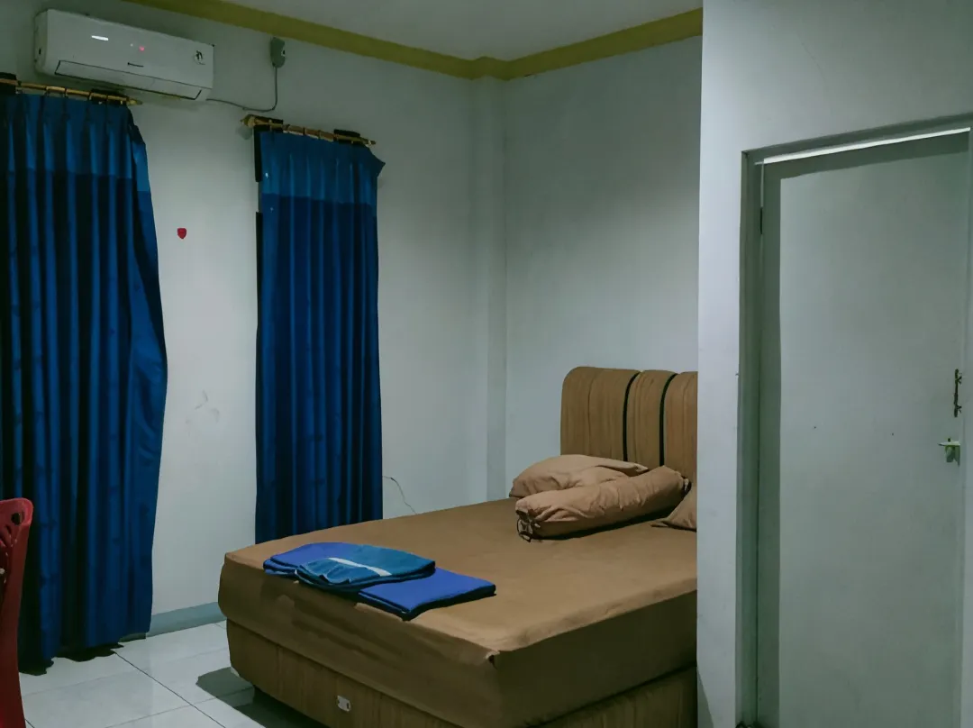 Penginapan Dillah Ho - Anyar