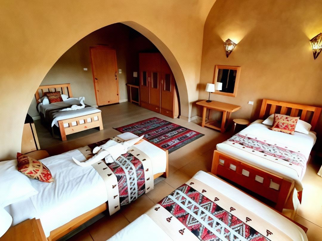 Embrace Hotel - Luxor