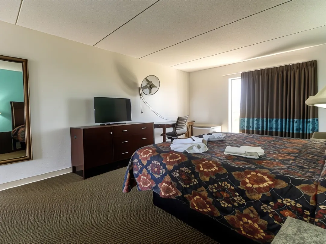 Crystal Palace Resort - Crystal Beach, TX