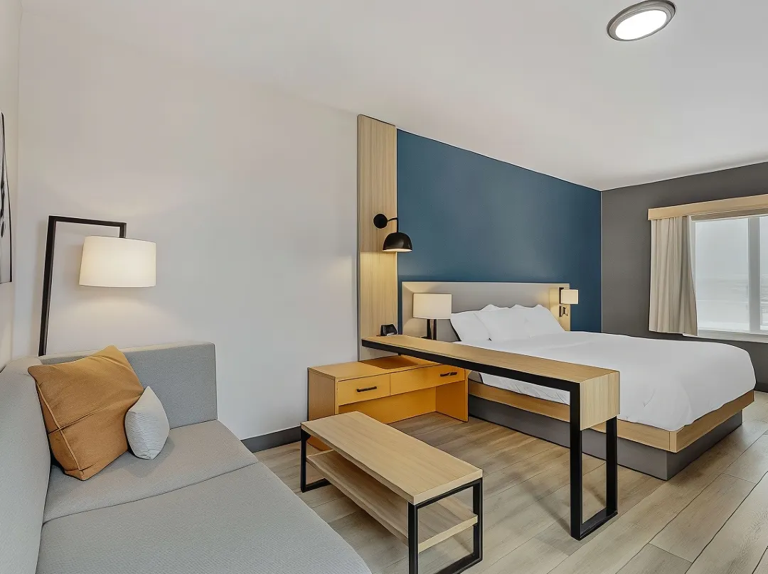 Comfort Suites Cheyenne - Cheyenne, WY