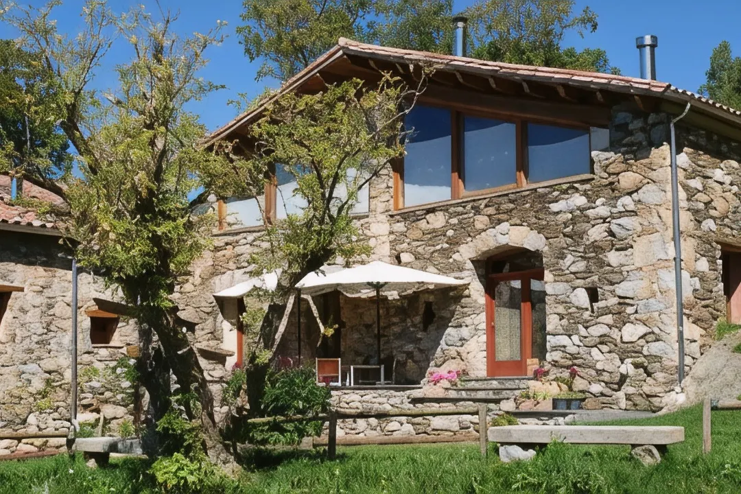 Turismo Rural La Costa De Mollo Y Rutas A Caballo En Libertad - Molló