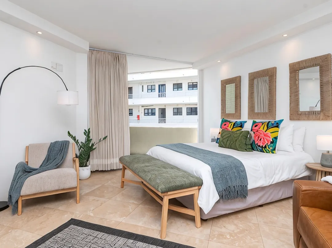 Elegant Serenity In Heart Of Seapoint - Kapstadt