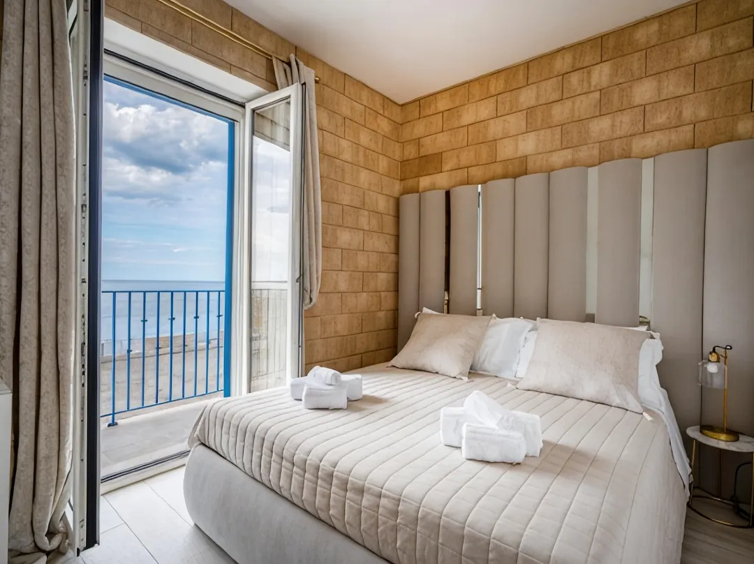 Terra | 2-bedroom With Shared Kitchen & Balcony – Seafront Location - Polignano a Mare
