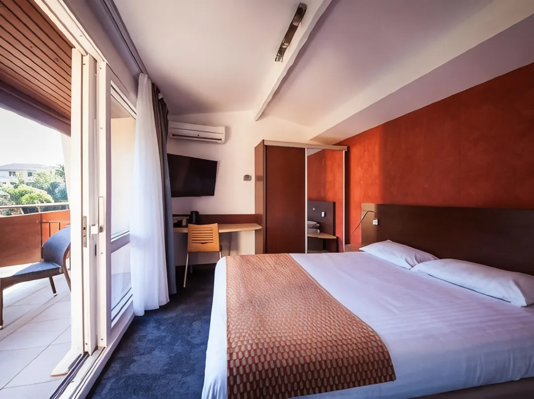 Hotel Plage Saint Jean - La Ciotat