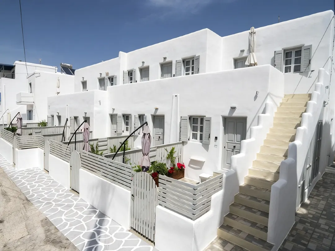 Porto Naoussa - Paros