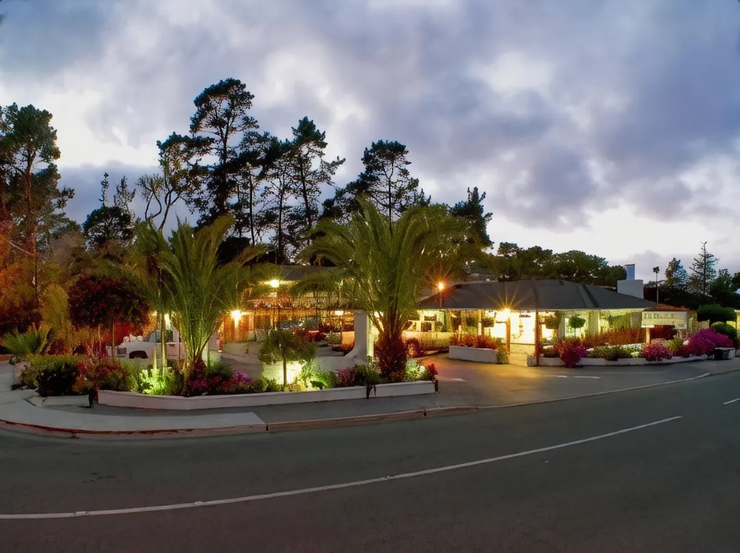 Monterey Pines Inn - Carmel-by-the-Sea, CA