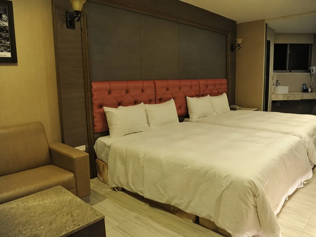 Maple Hotel - Tainan City