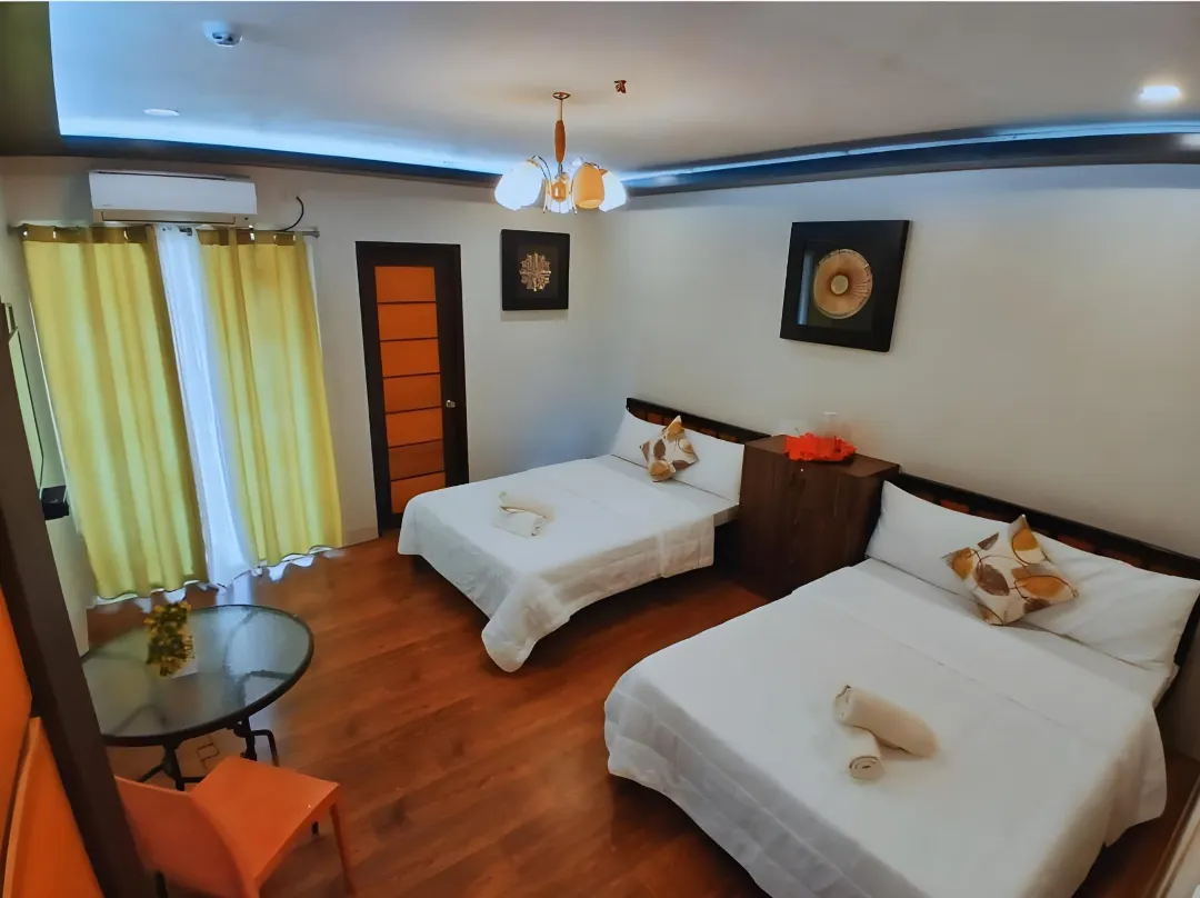 Three M's Hotel And Restaurant - Pagudpud