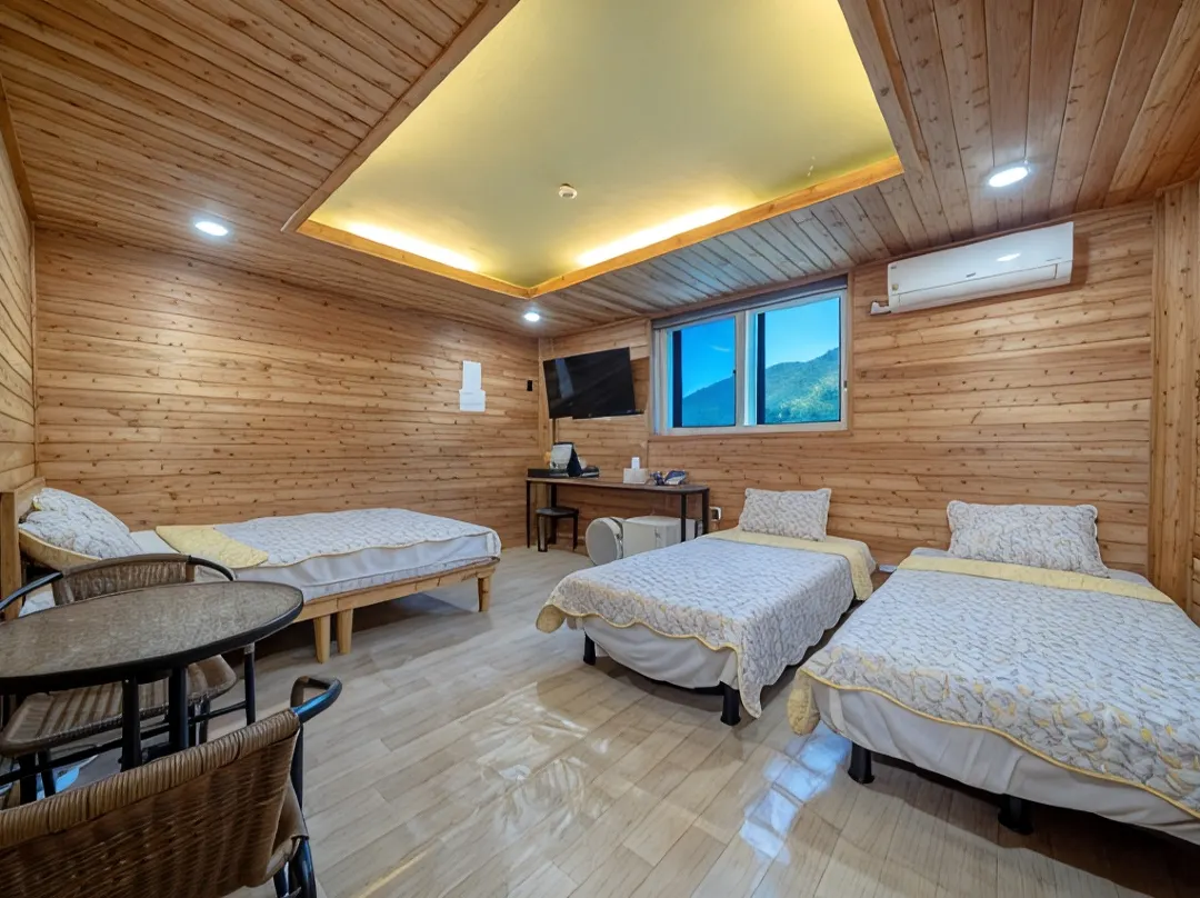 Cheongpyeong Pine Hotel - Icheon-si