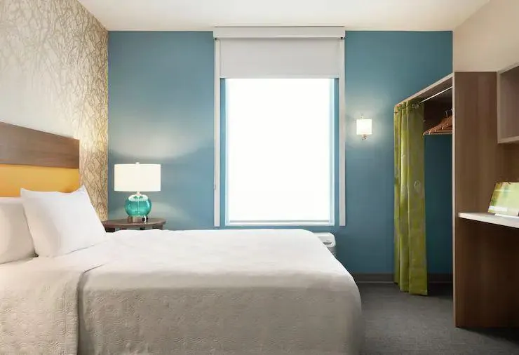 Home2 Suites By Hilton Stevens Point - Stevens Point, WI