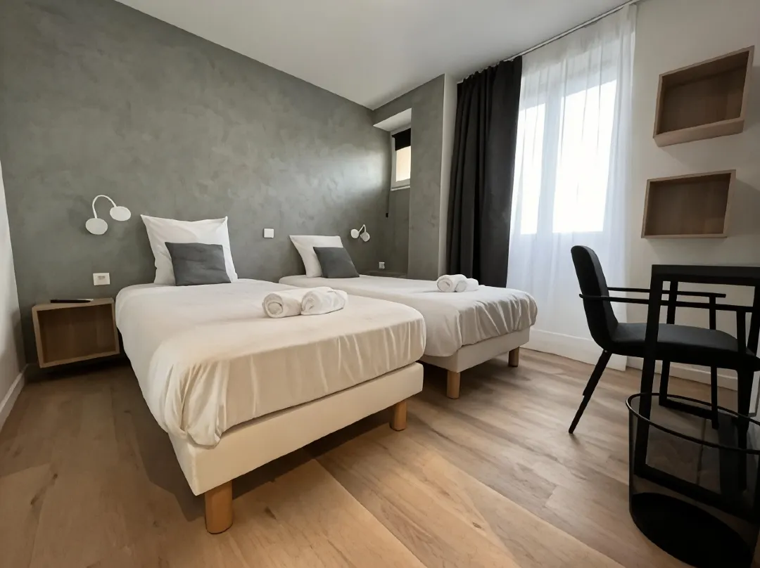 Hôtel Le Ponson - Aubenas