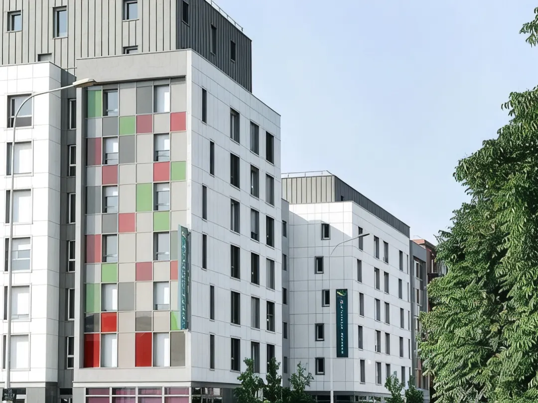 Appart Hôtel Q7 Lodge Lyon 7 - Séjours à La Nuitée Et Longues Durées - Lyon