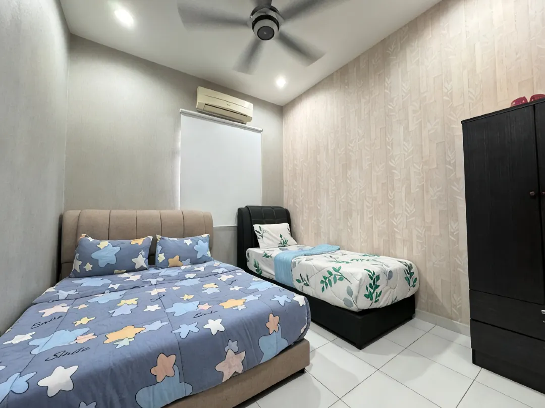 Hometel - Niice Garden 3br With Pool Table - Iskandar Puteri