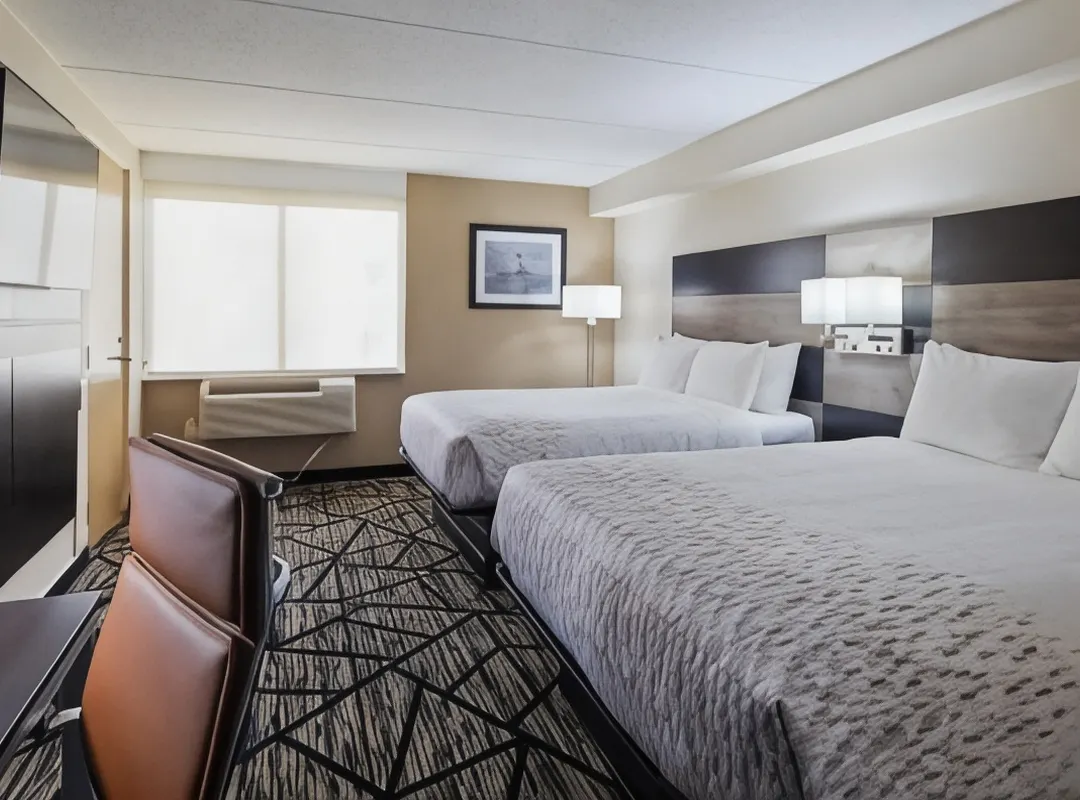 Clarion Pointe Jacksonville Near Camp Lejeune - Jacksonville, NC