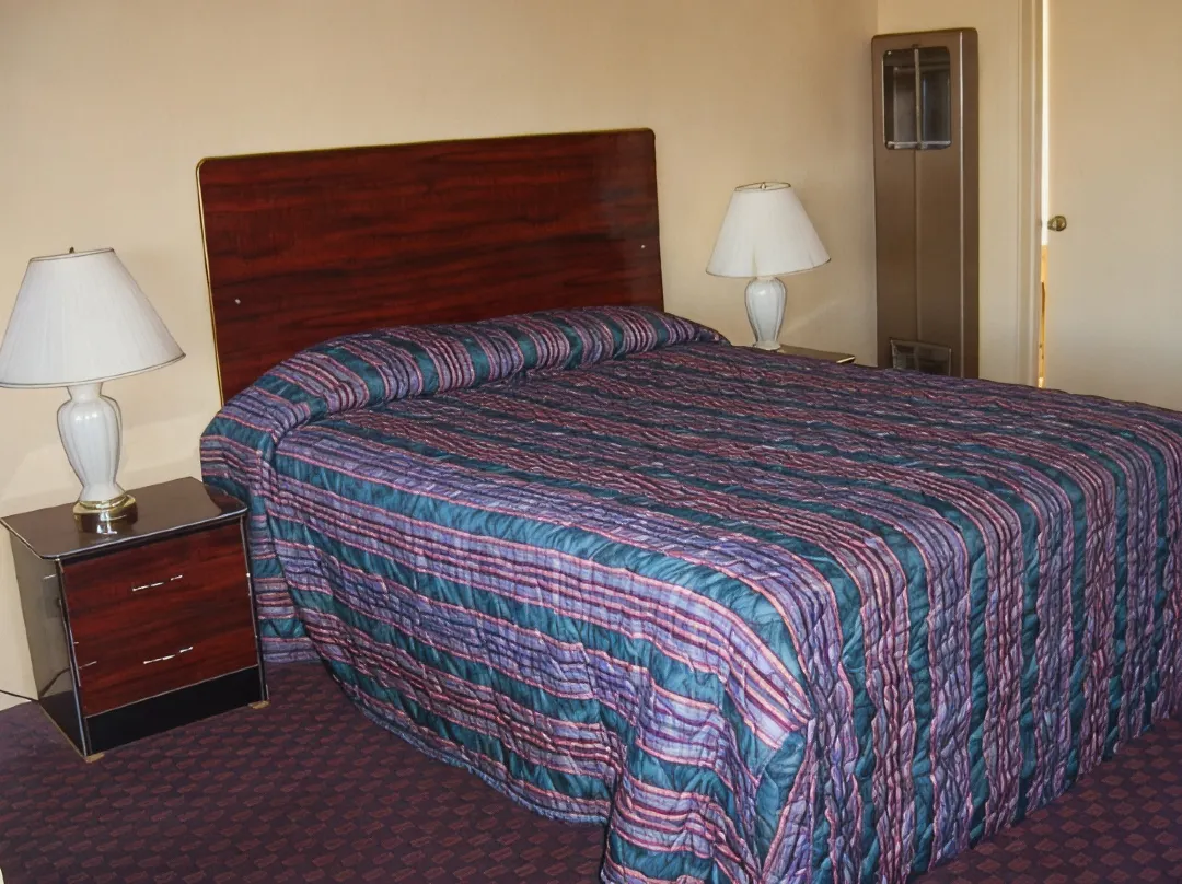 Sky Ranch Inn - Sacramento, CA