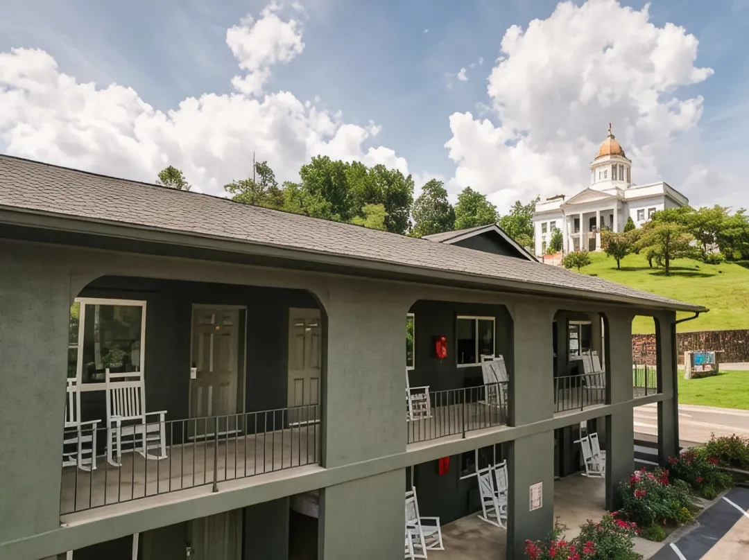 Hotel Sylva - Sylva, NC
