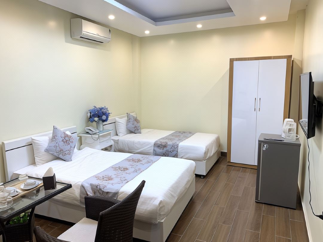 Y Place Guest House - ハノイ