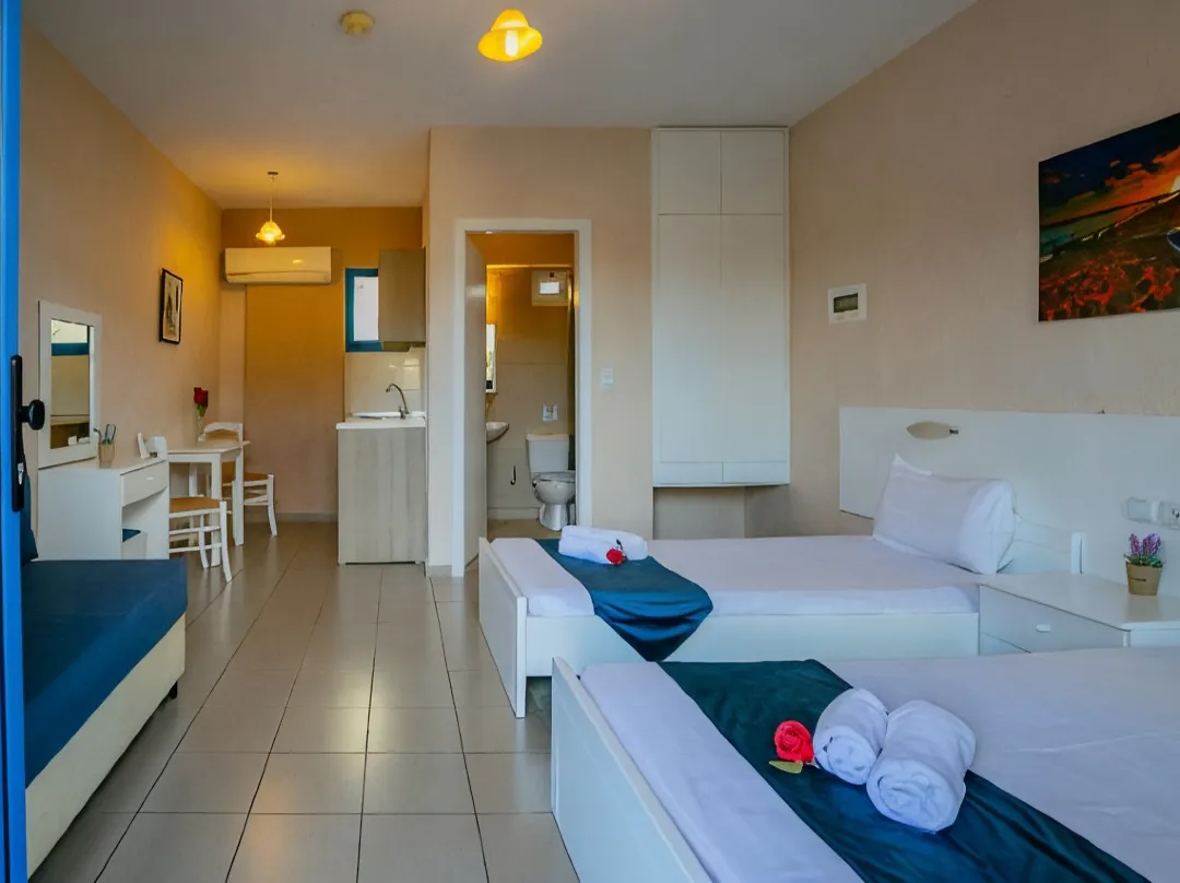 Mareva Apartments - Koutouloufari