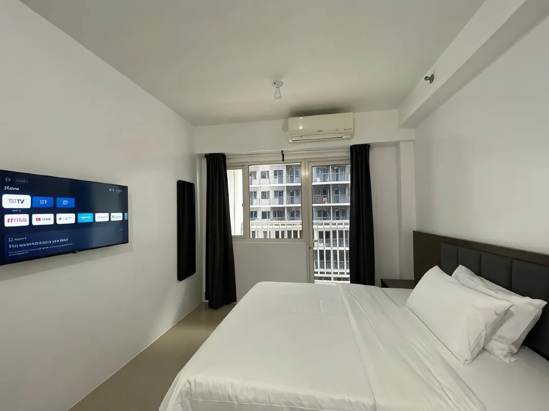 Shore - Spacious Room With Balcony 52d - Parañaque