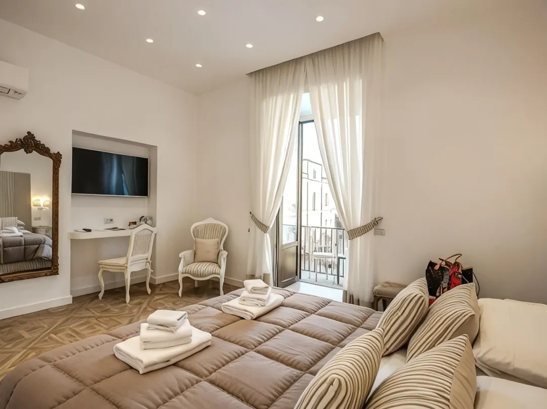 Sorrento Square Suites - Сорренто