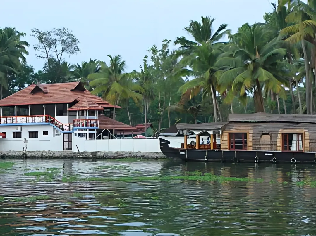 Chaandhni Lake View - Aleppey