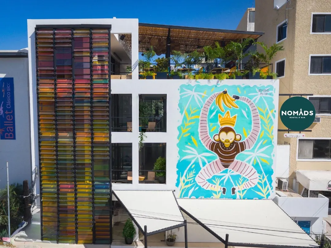 Nomads Hotel, Hostel & Rooftop Pool Cancun - Cancún