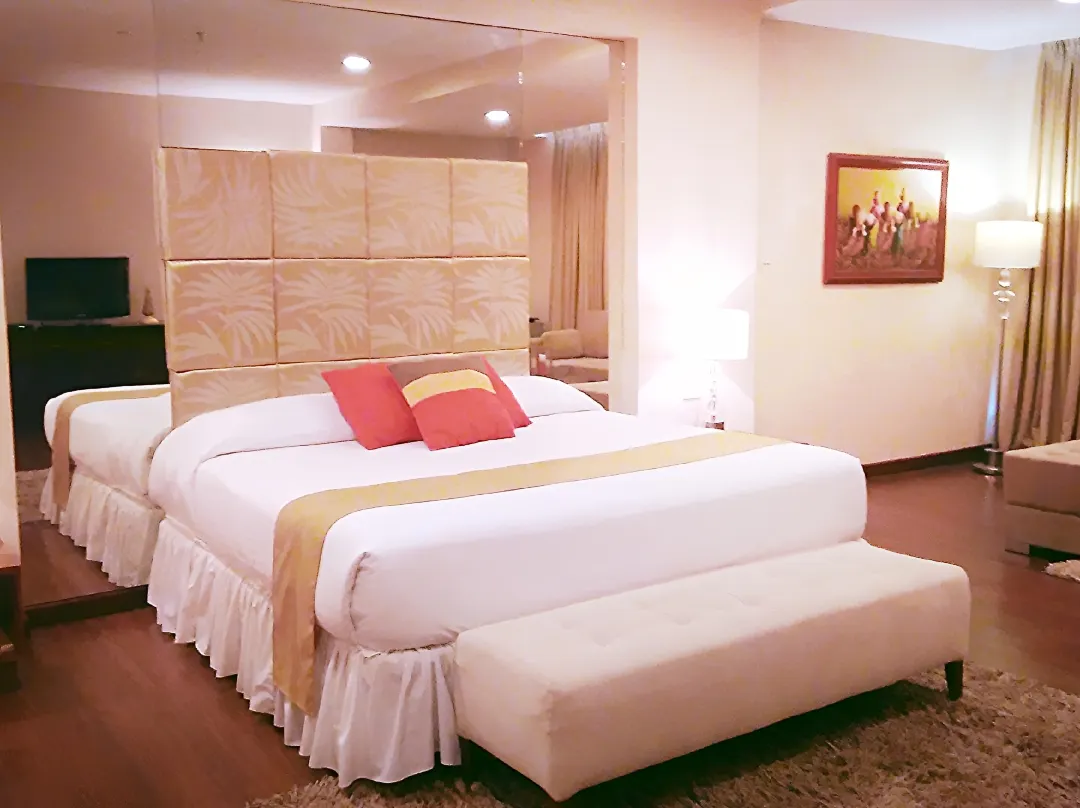 People's Hotel - Iloilo City