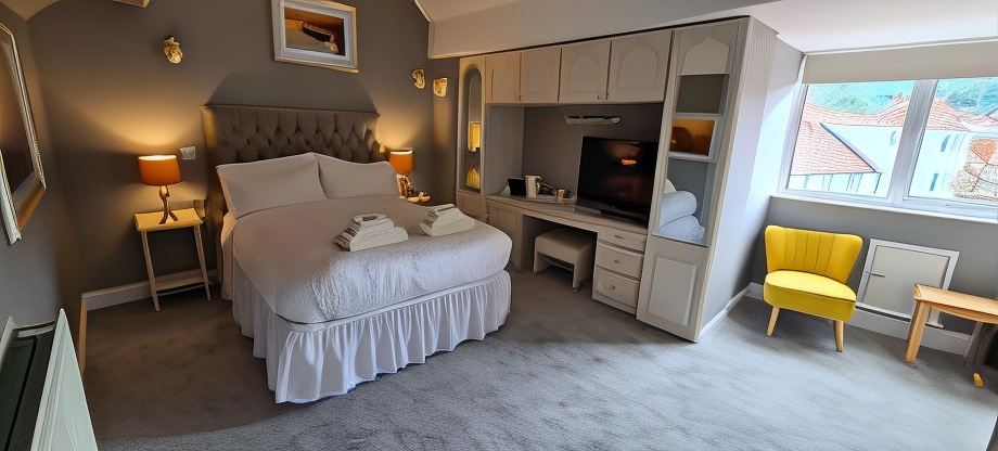 Sunnycroft Private Hotel - Llandudno
