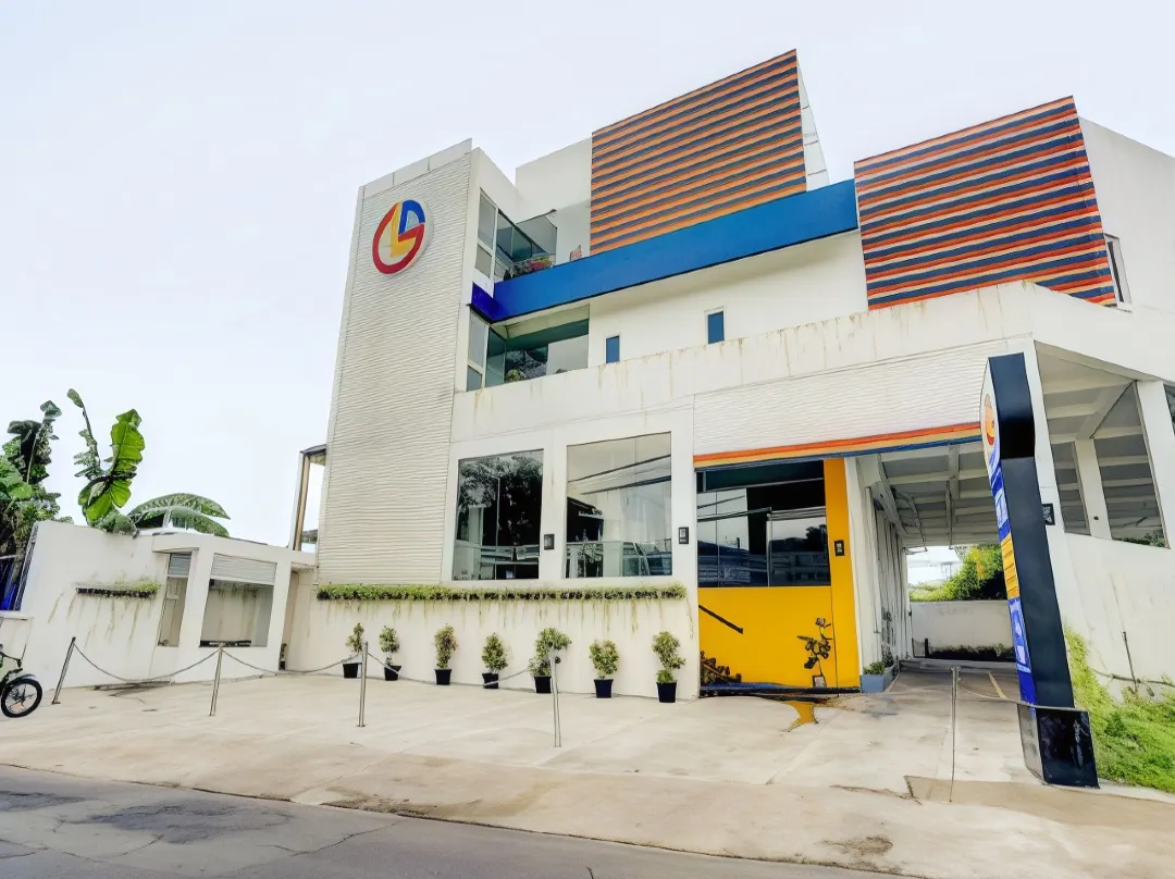 Lg Hotel - Jember