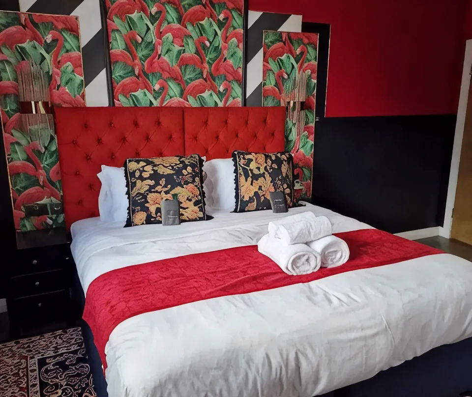 The Mad Hatter's Guestrooms - Oxford