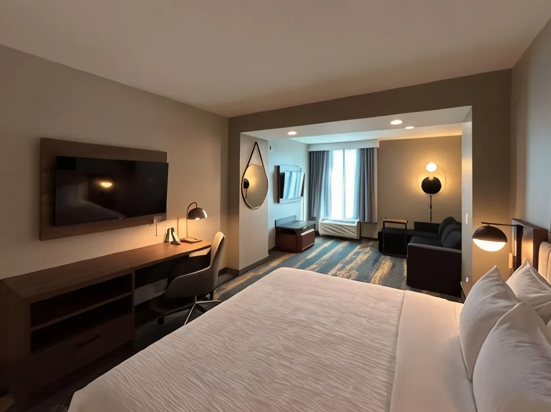 La Quinta Inn & Suites By Wyndham La Habra - Brea, CA