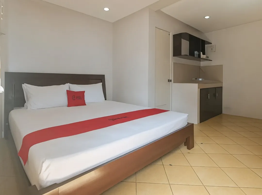 Reddoorz @ Davids Travellers Inn Cavite - General Trias