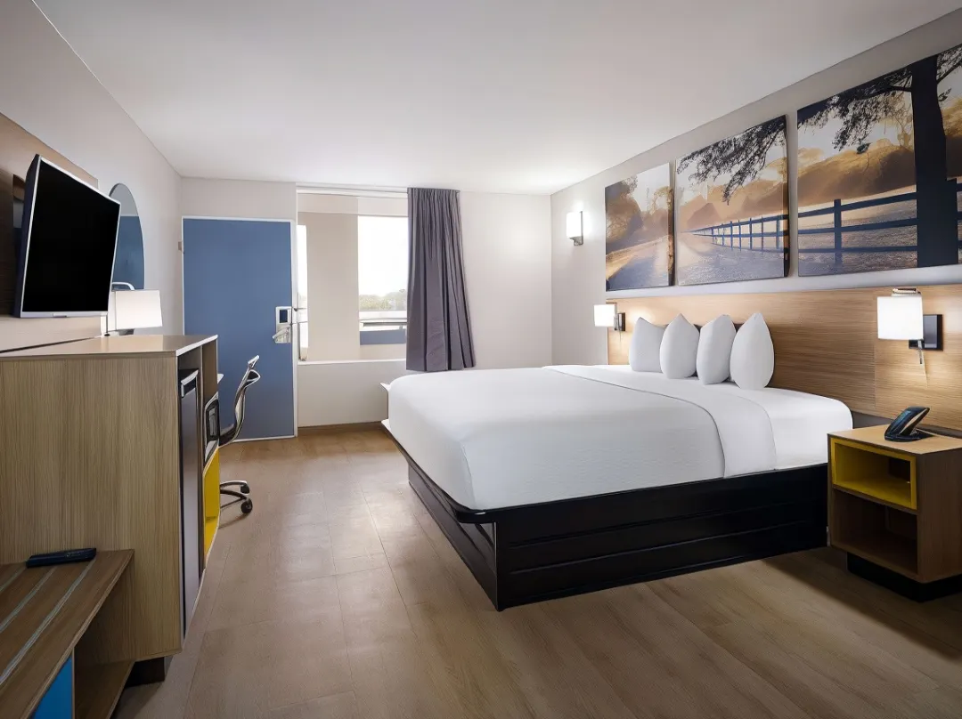 Days Inn By Wyndham Montgomery I-85 - Montgomery, AL