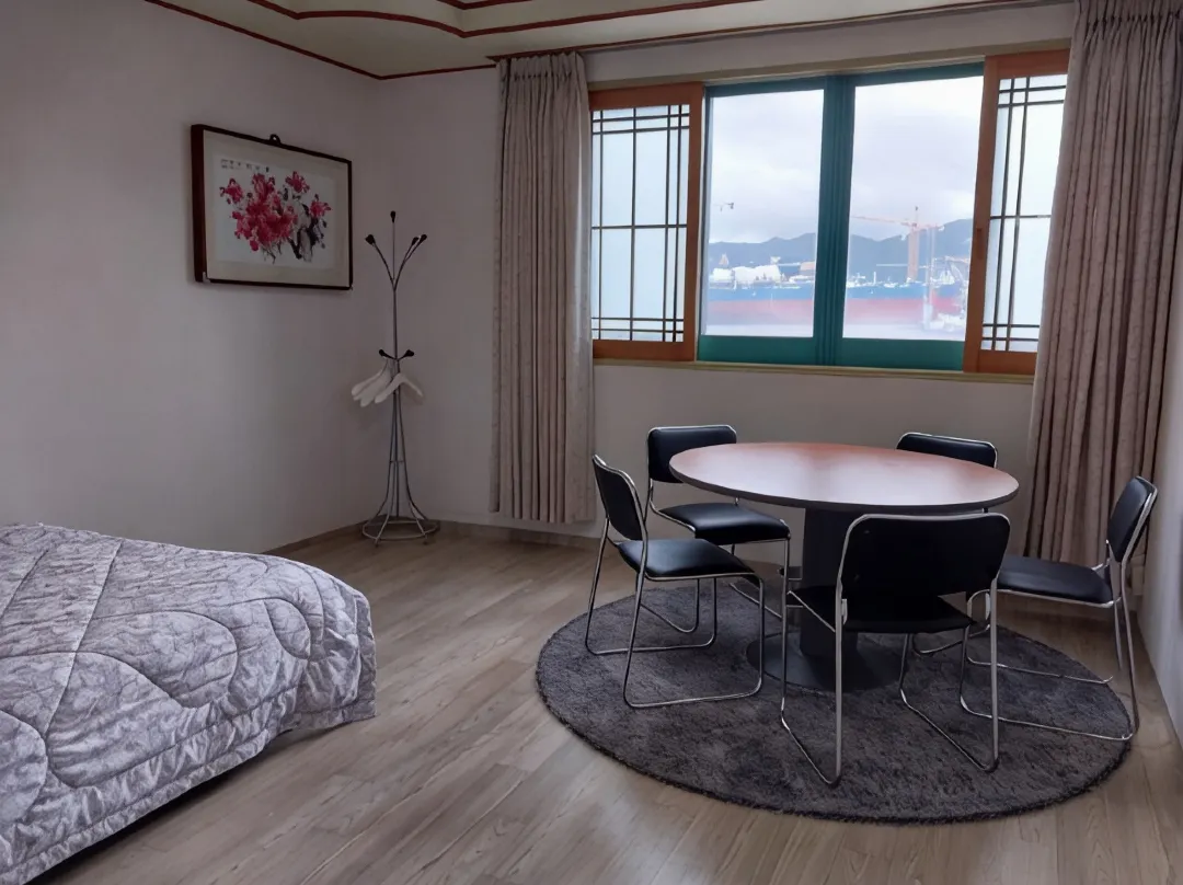 Geojedo Queen Motel Pension - Tongyeong-si