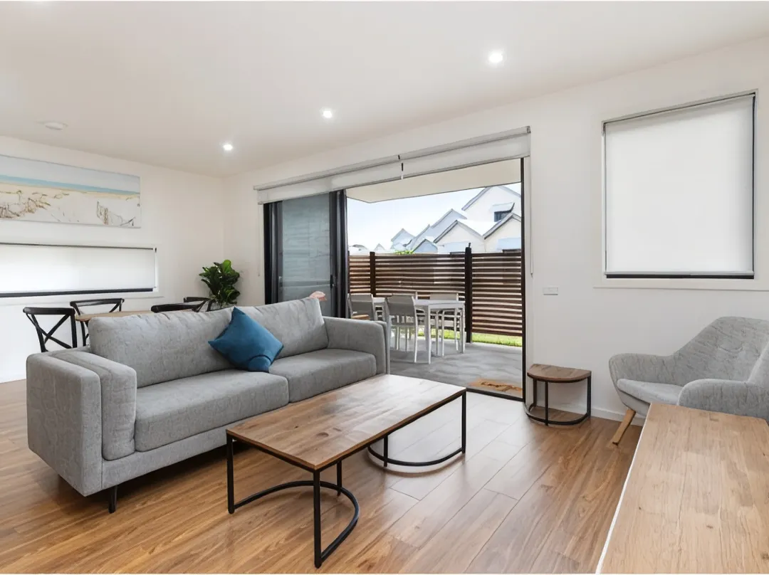 Captains Cove 1st Floor Spa Luxury Apartments - Free Netflix - Bairnsdale