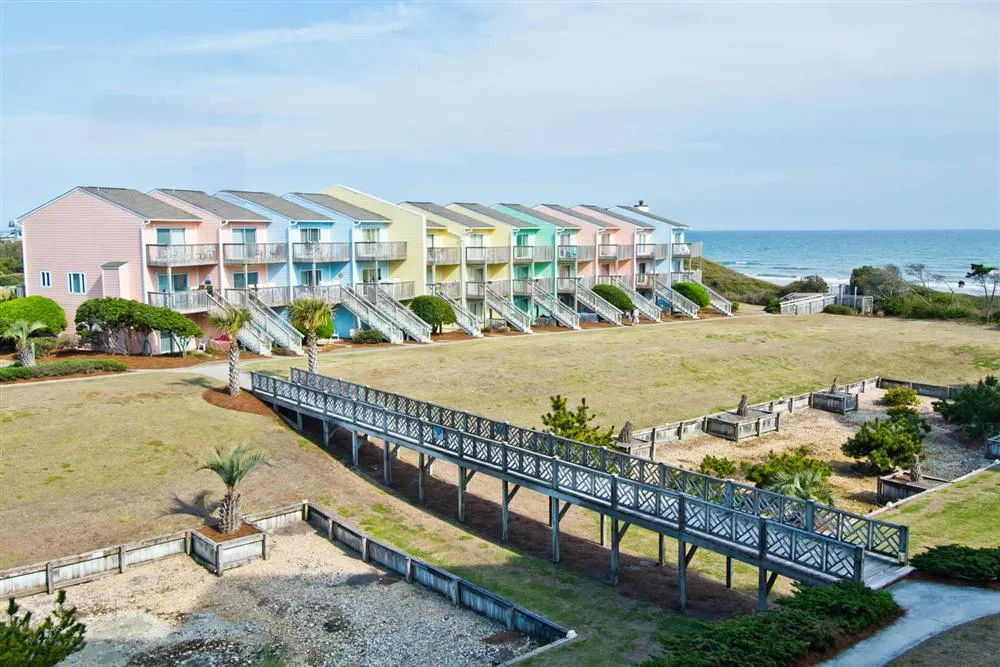 Breathtaking Views And Exclusive Amenities - Stunning Oceanfront Haven - Emerald Isle, NC