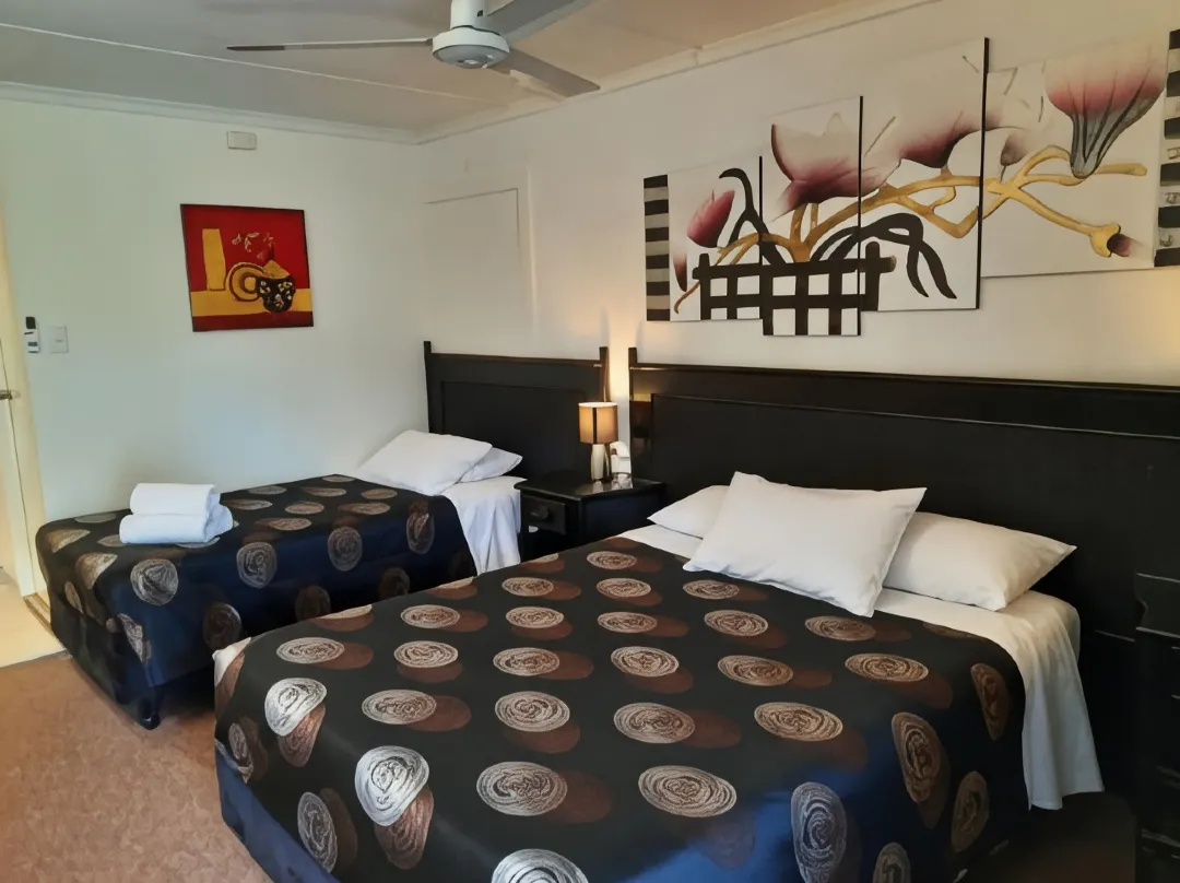 Flying Spur Motel - Toowoomba
