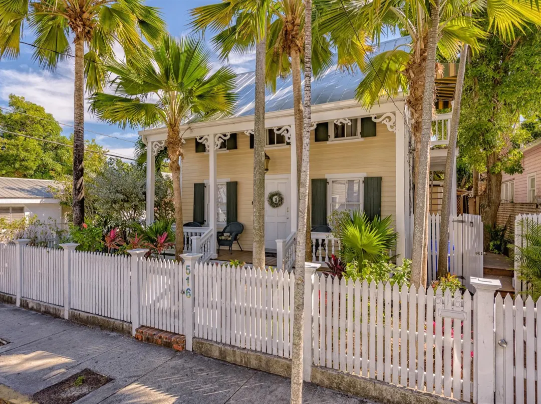 Tropical Spa And Cozy Suite - Inviting Hideaway - Key West, FL