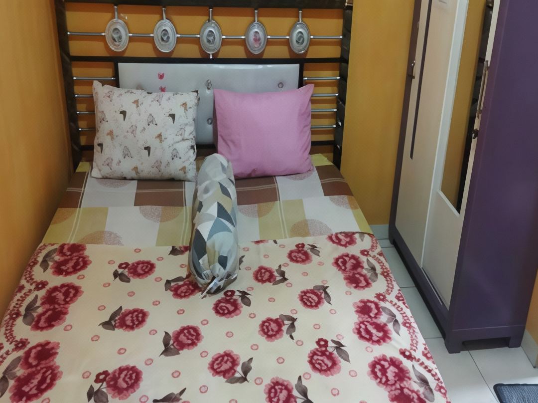 Spot On 92532 Penginapan Hj Lilis Syariah - Sukabumi