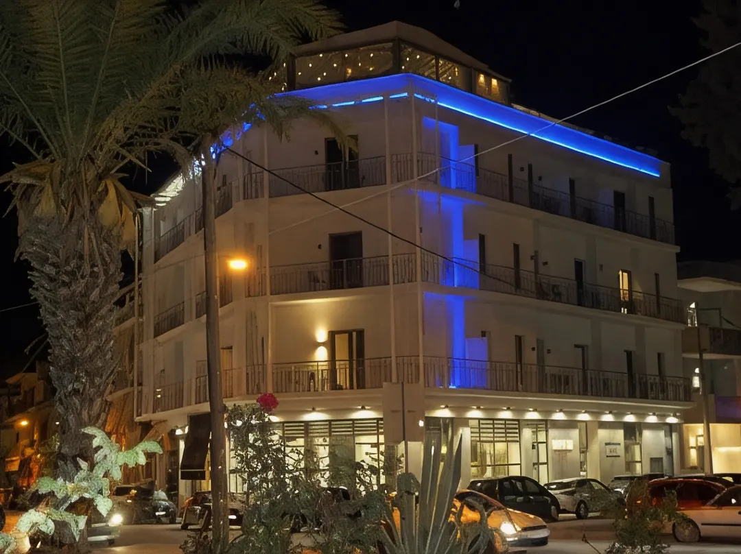 Liberty Of Nafplio - Нафплион