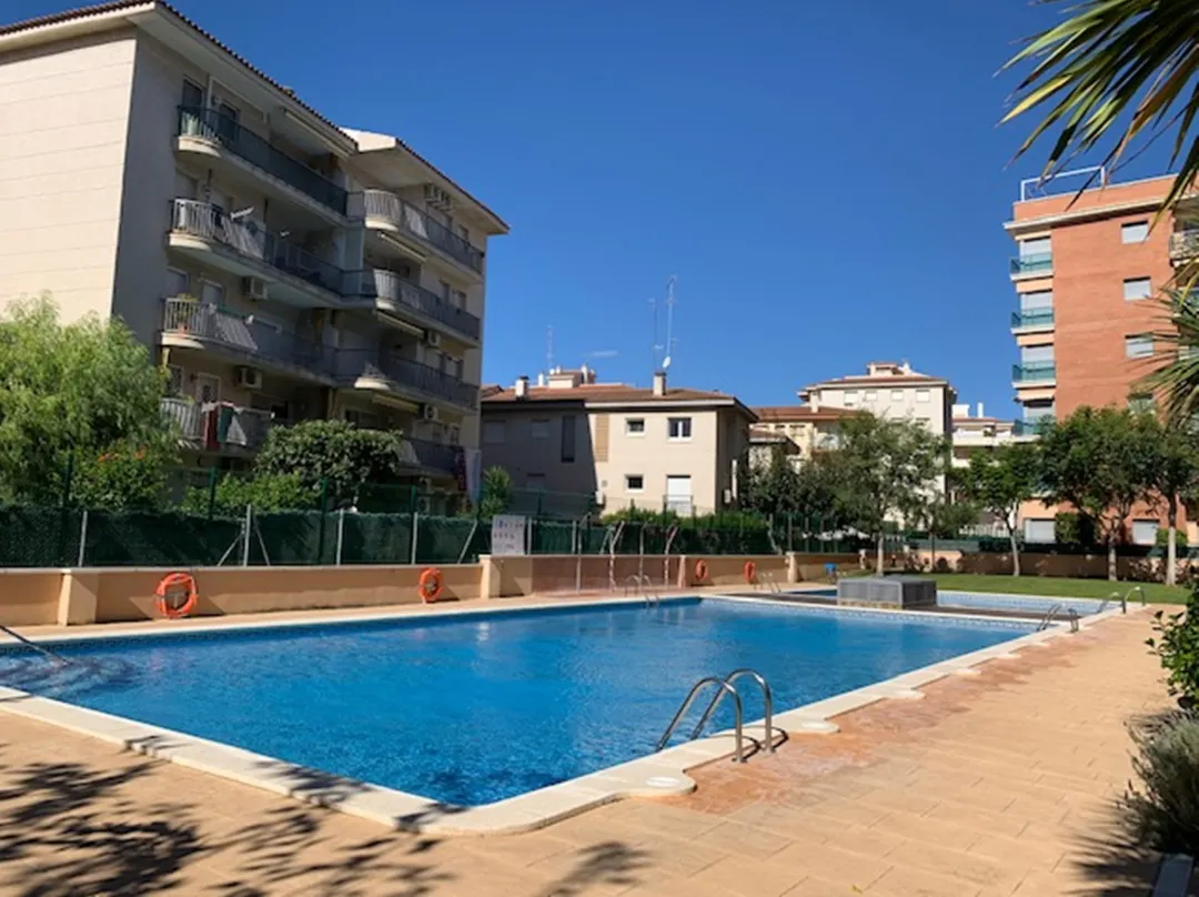 Planta Baja Con Terraza Privada Y Zona Comunitaria, Platanera - Costa Daurada (Spain)