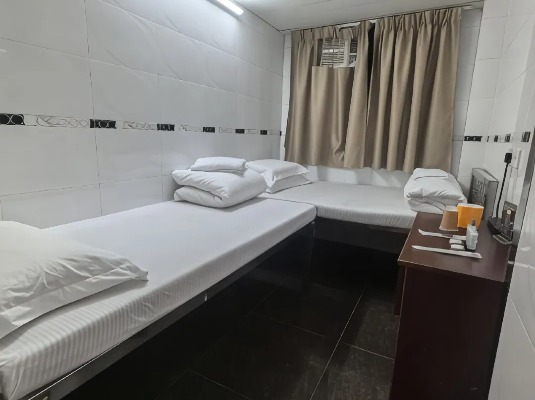 New First Guest House - North Point