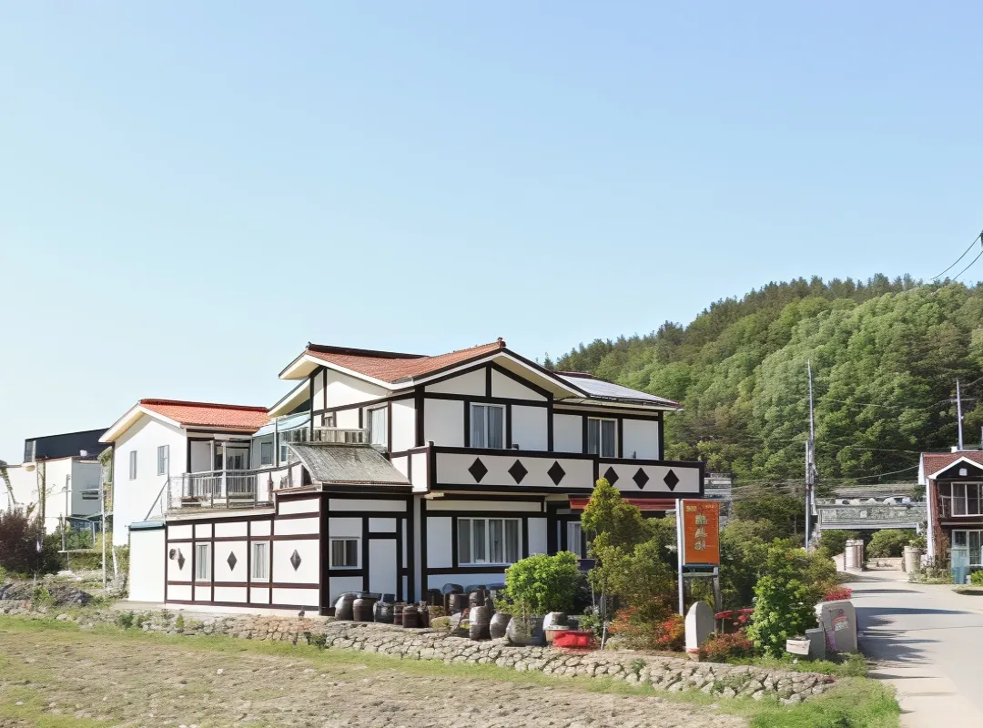 Gyeongju Sunrise Pension - Gyeongju-si