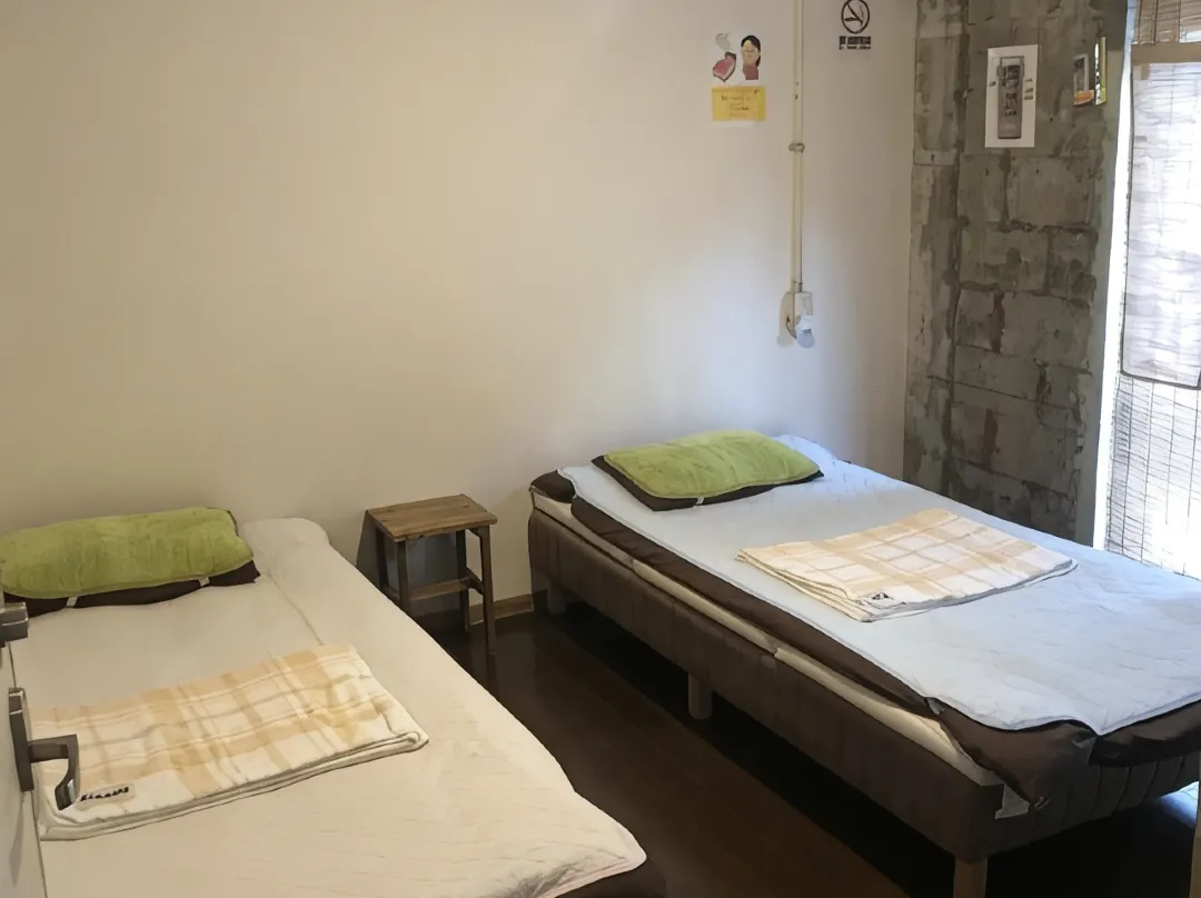 Guest House Isa - Okinawa Prefecture, Japan