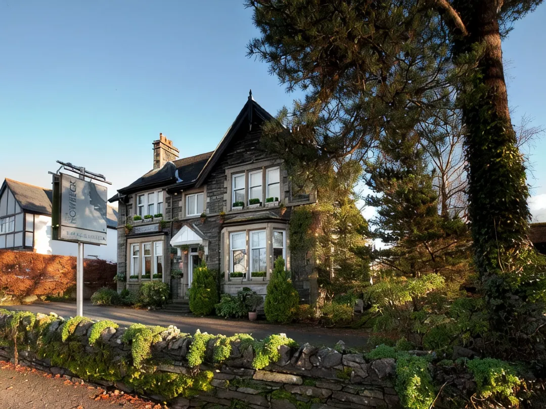 The Howbeck & The Retreat Incl Off-site Health Club And Parking Ev Point Available - Bowness-on-Windermere