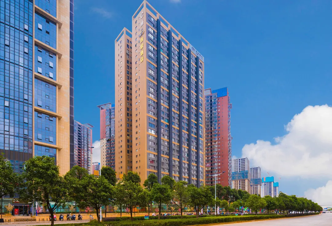 Highest Joint Hotels & Resort - Kunming