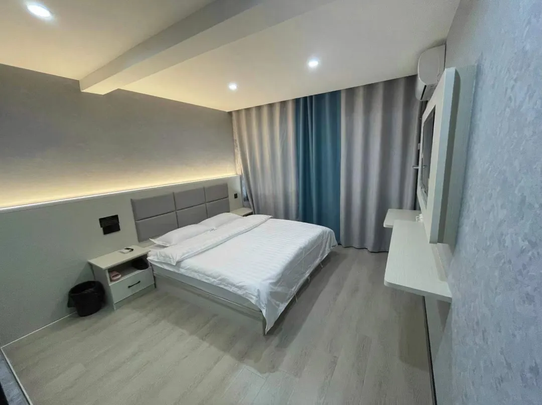 Huaibei Rome Holiday Business Hotel - Huaibei